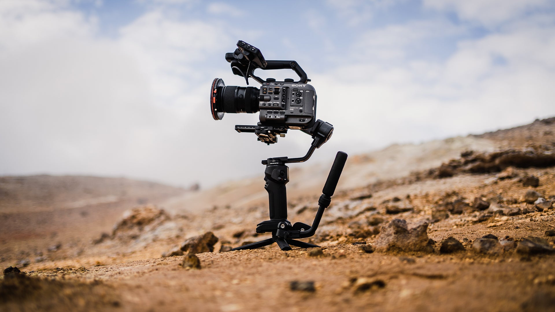 Estabilizador de câmera Showdown: Gimbals vs. Monopods vs. Sliders ...